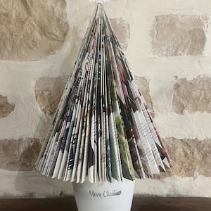 Folded Magazine Christmas Tree: Colorful Holiday Centerpiece - Etsy
