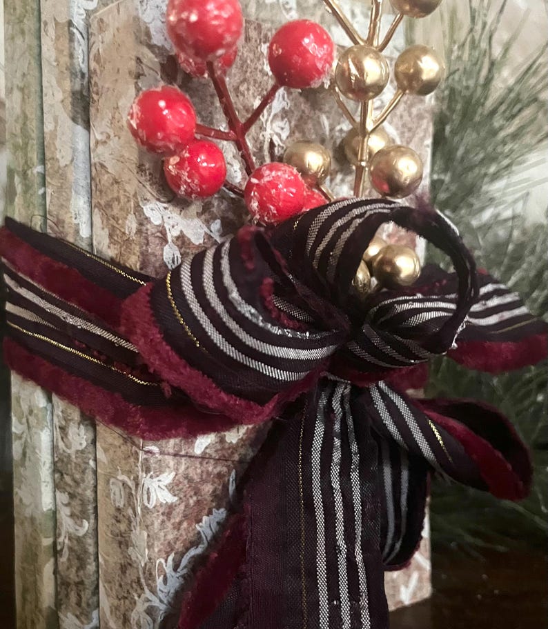 Christmas Book Bundle, Red Green White, Shabby Chic, Traditional Book ...