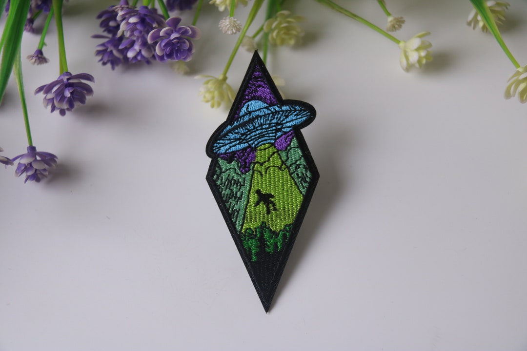 UFO Patch, Alien Patch, Iron on Patch, Embroidered Patch, Funny Patch ...
