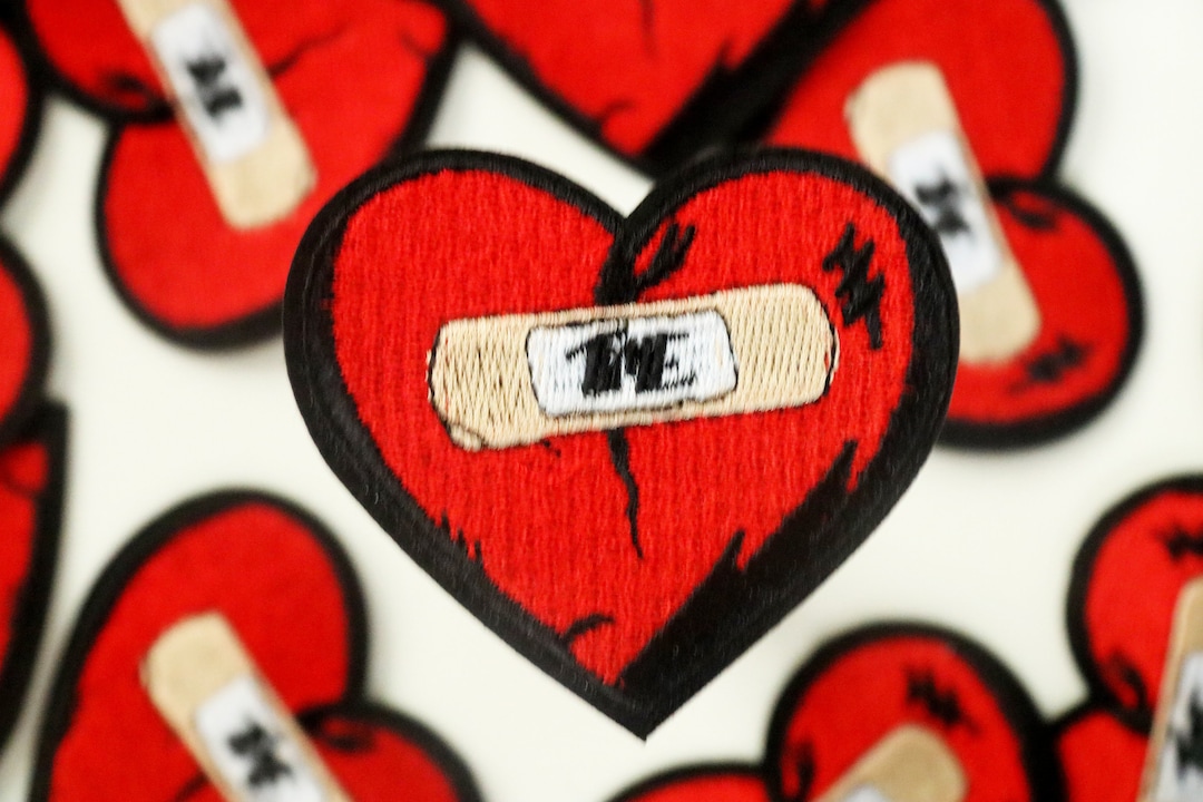 Broken Heart Patch, Iron on Patch, Embroidered Patch, Funny Patch, Cool Patch - Etsy