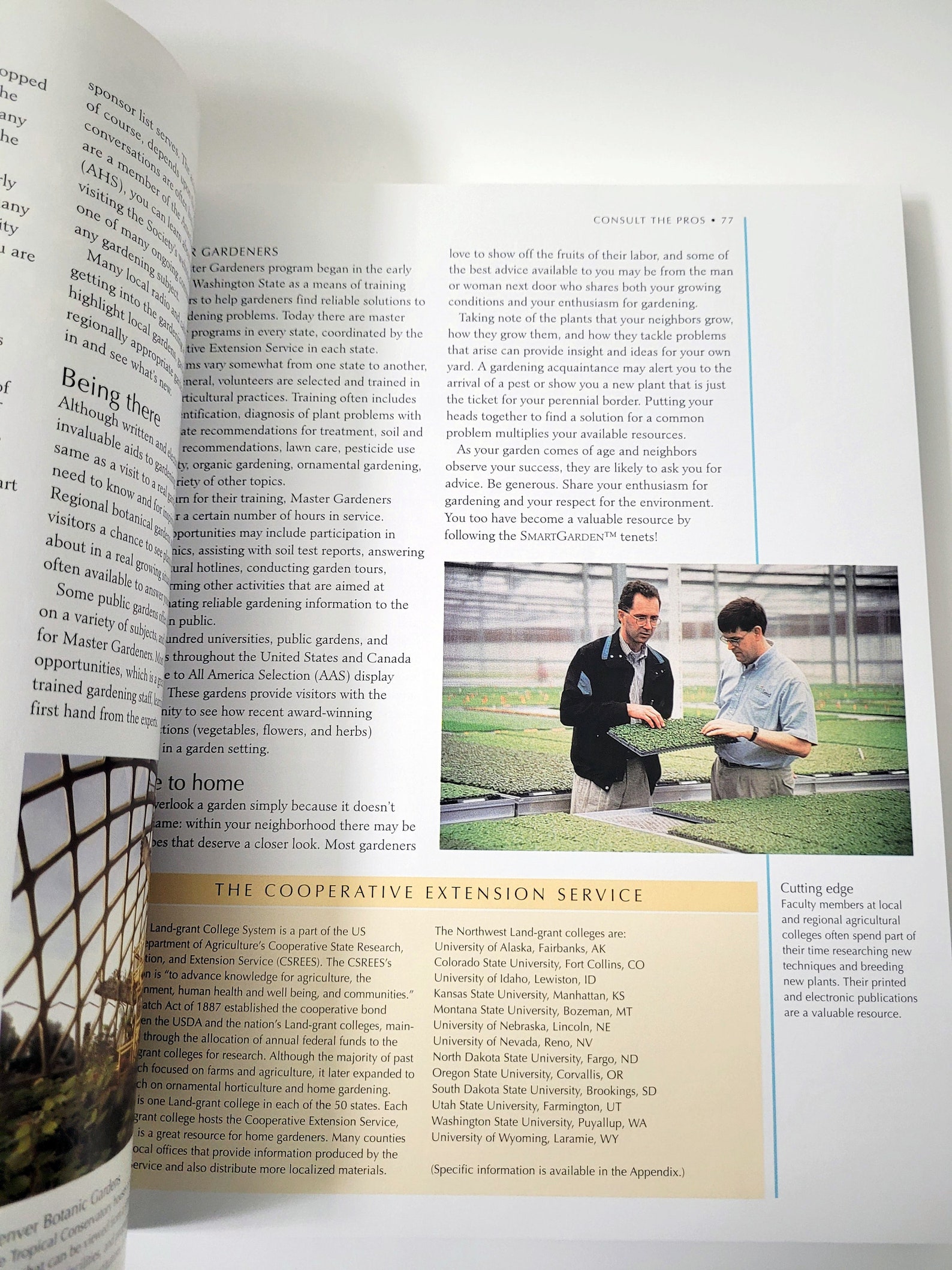 DK Northwest Garden Softbound Book Smart Garden Regional Guide American ...