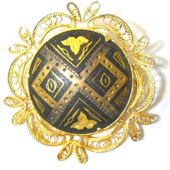 Vintage Spanish Damascene Brooch Pin Round Squares Fillagree - Etsy