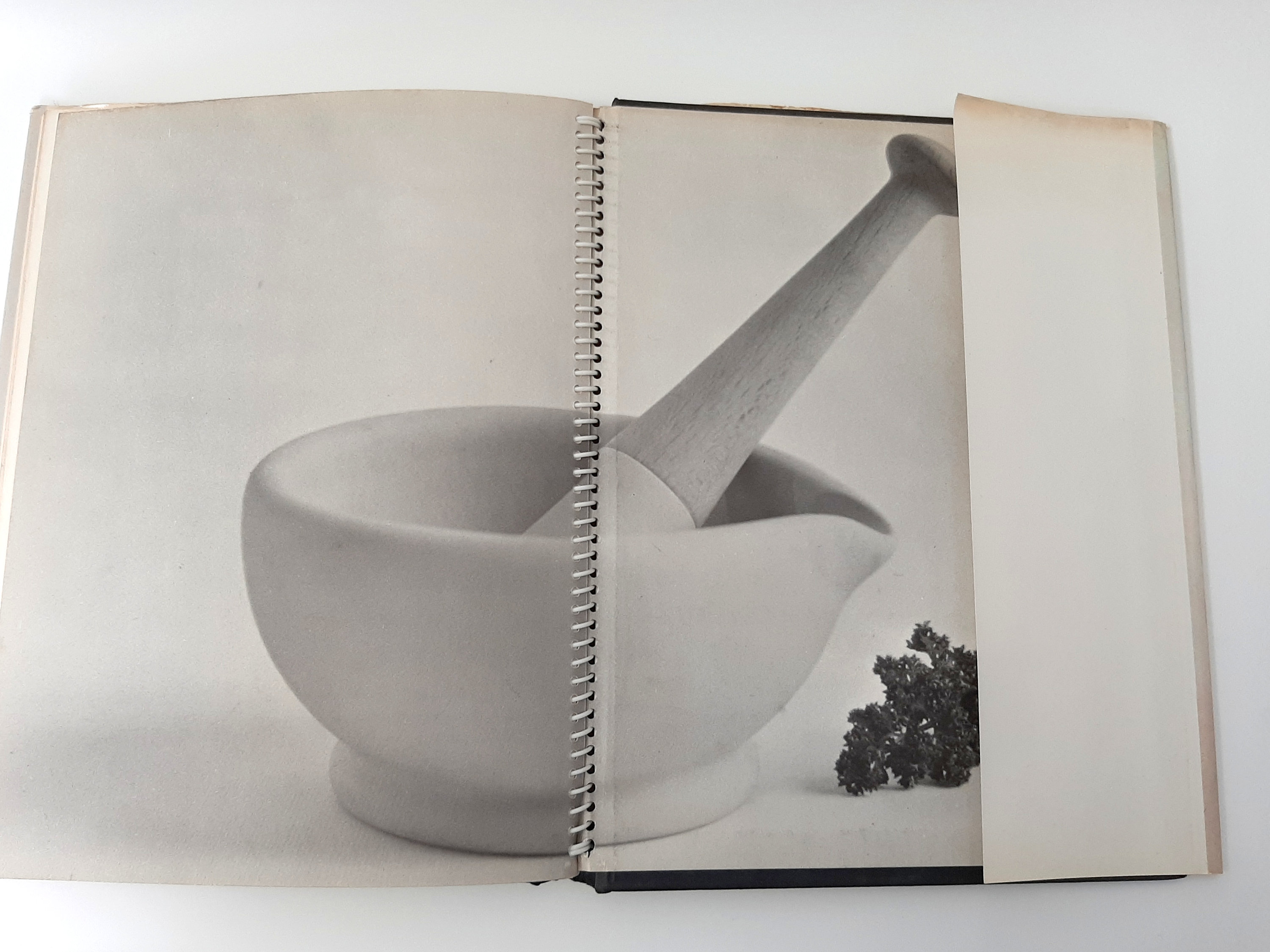 Vintage Vogue Australia Cookbook Hardback Book Compiled by Shiela ...