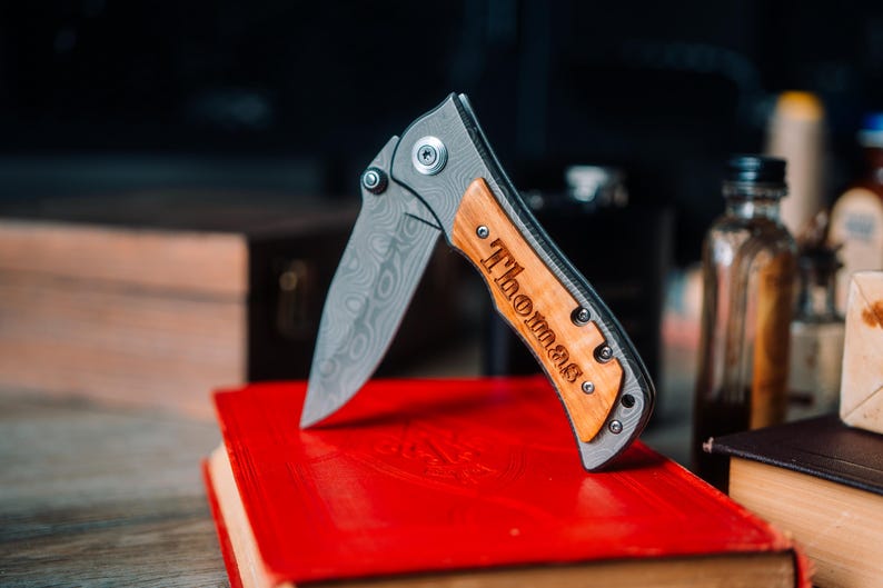 Personalized Groomsmen Gift Box: Engraved Flask, Knife & Opener - Etsy