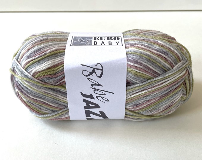 Grape Cheesecake Babe Jazz Yarn - Self Patterning Sport Weight Yarn ...