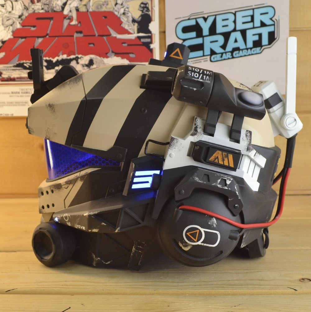 Titanfall 2 Pulse Blade Pilot Helmet For Cosplay Titanfall Helmet