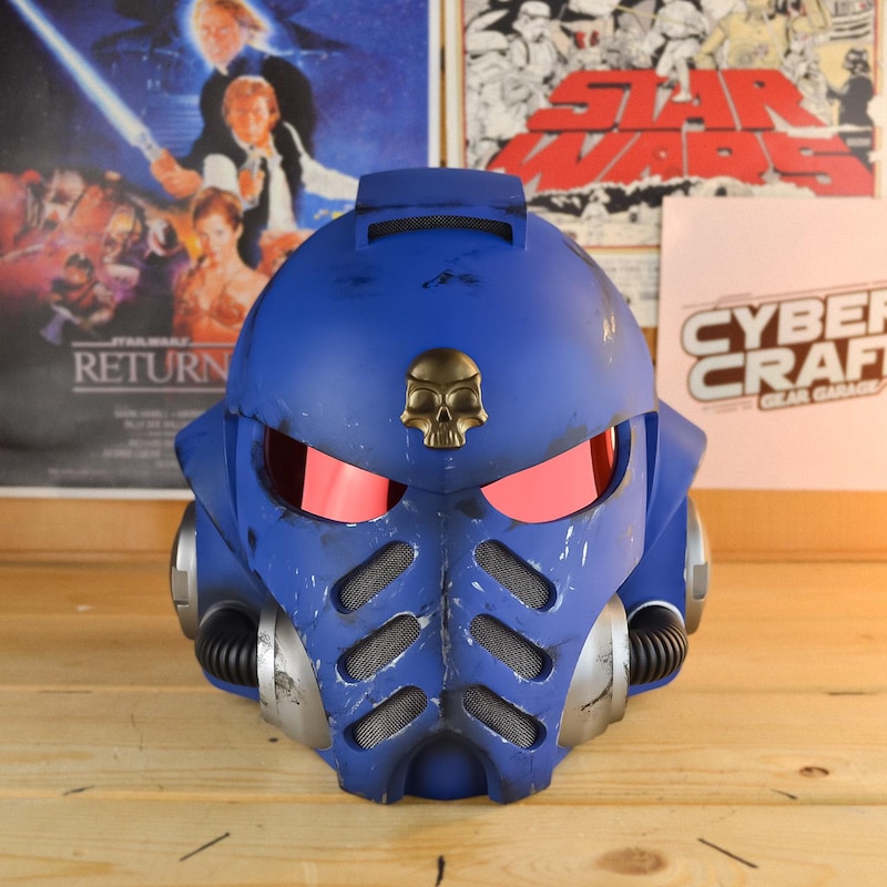 Spacemarine Helmet - Etsy