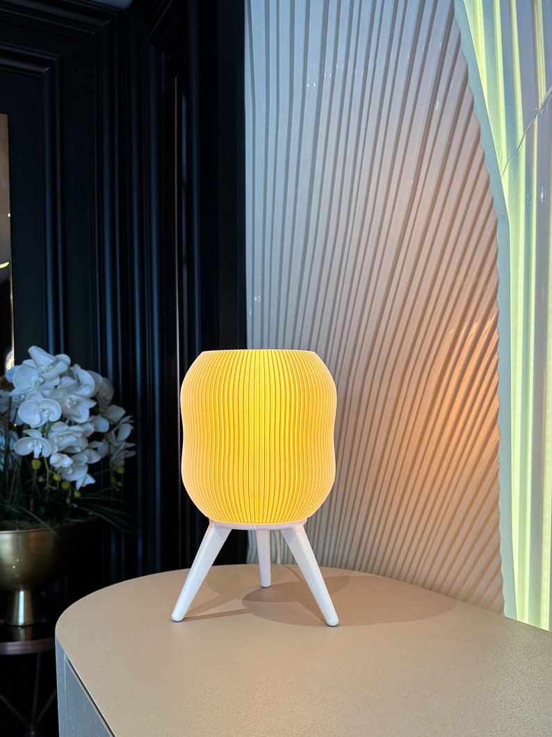 Modern Home Design, Table Lamp, Minimalist 3D Desk Lamp, Unique Desk ...