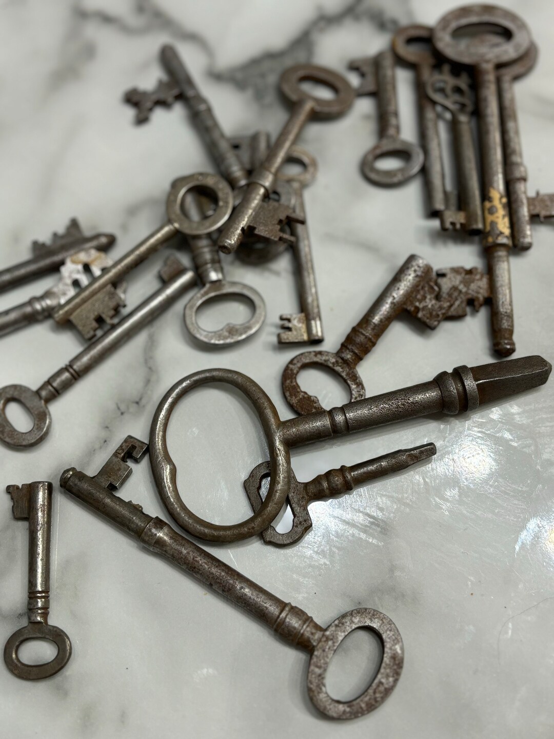 Old Vintage Keys Genuine Restored Keys for Props Crafts Necklace ...