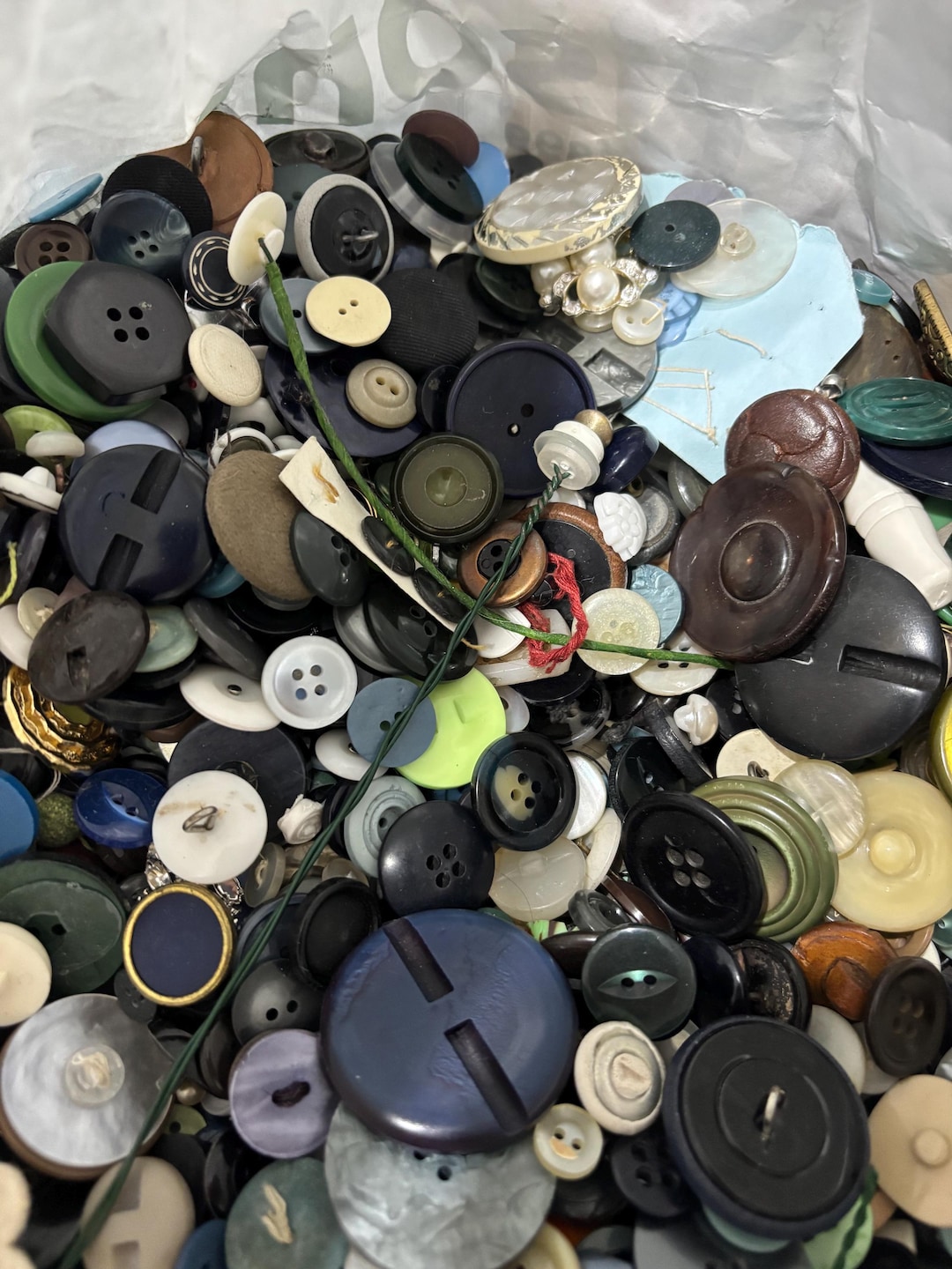Vintage Buttons Bundle Choose Your Pack Size Random Selection Old ...