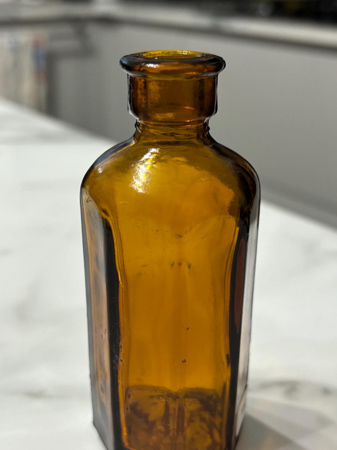 Vintage Milton Small Brown Octagonal Glass Medicine Chemist Apothecary ...