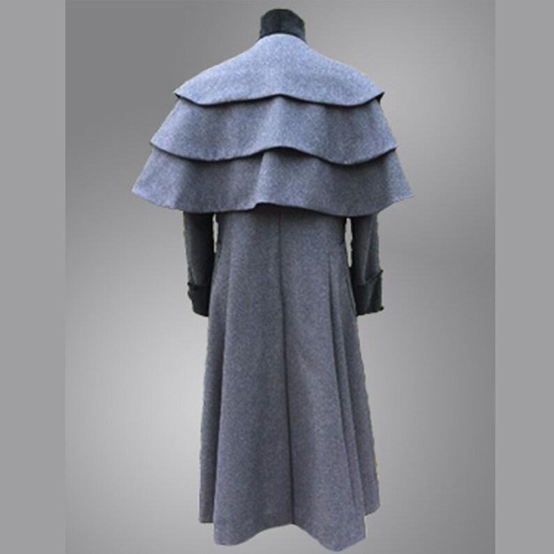 Tailcoattrends New Gray Coachman's 3 Layers Cape the Garrick Wool Long ...