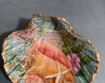 Jellyfish Gold Leaf Seashell Jewelry Dish | Coastal Decor | Beach Lover ...