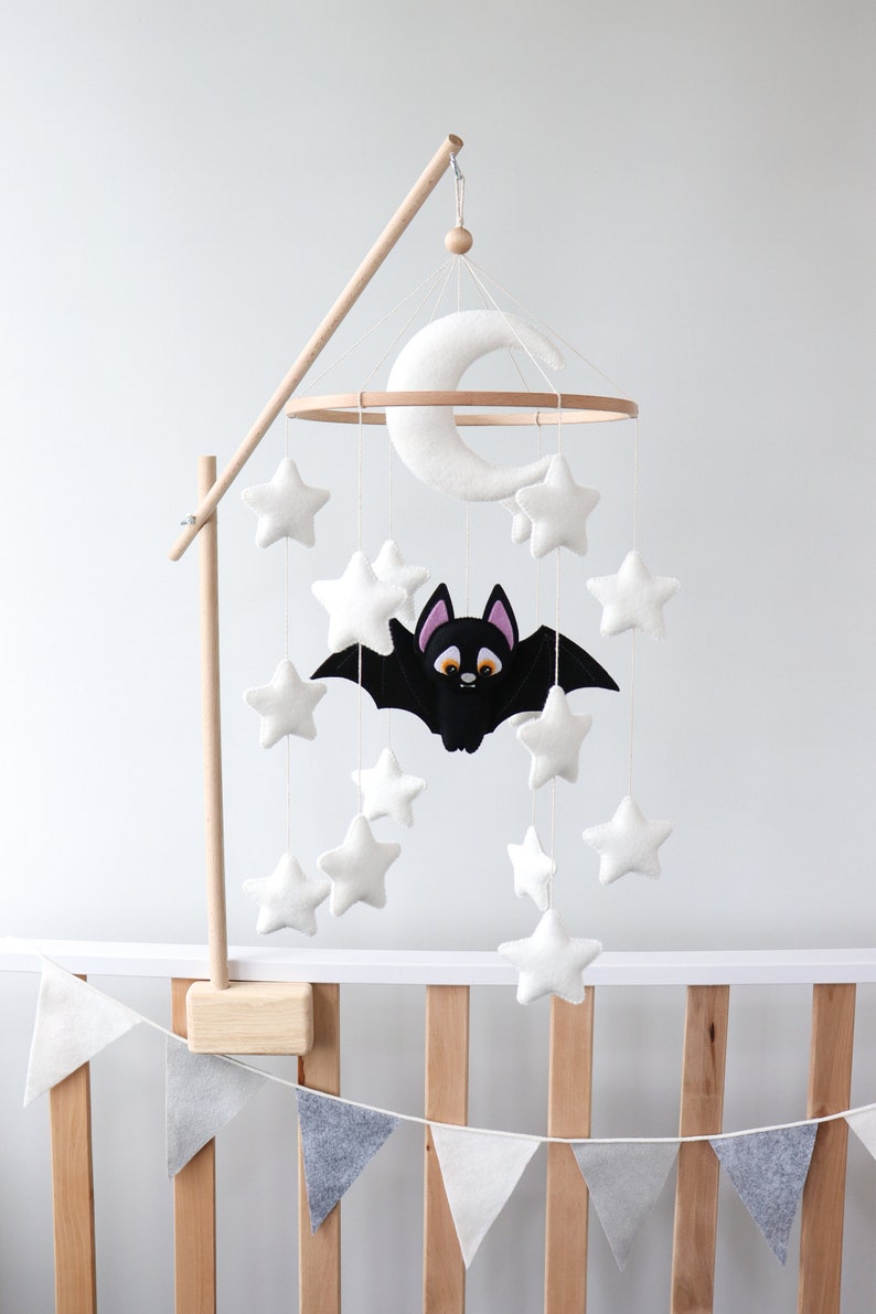 Bat Baby Mobile for Crib, Halloween Nursery Decor, Felt Moon and Stars ...