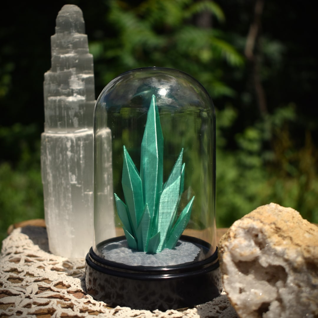 Crystal Display With Dome | Crystal Shards | 3D Artifact | Fantasy ...