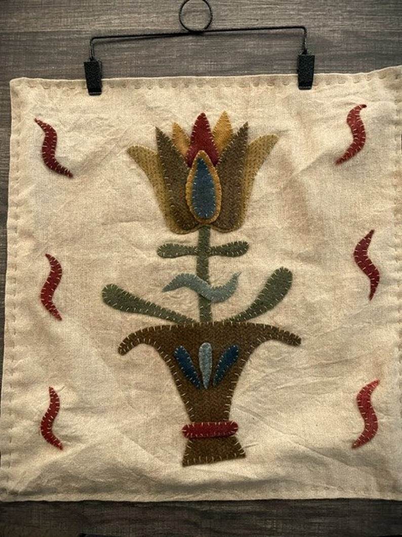 Fraktur Tulip Wool Applique Pattern - Etsy