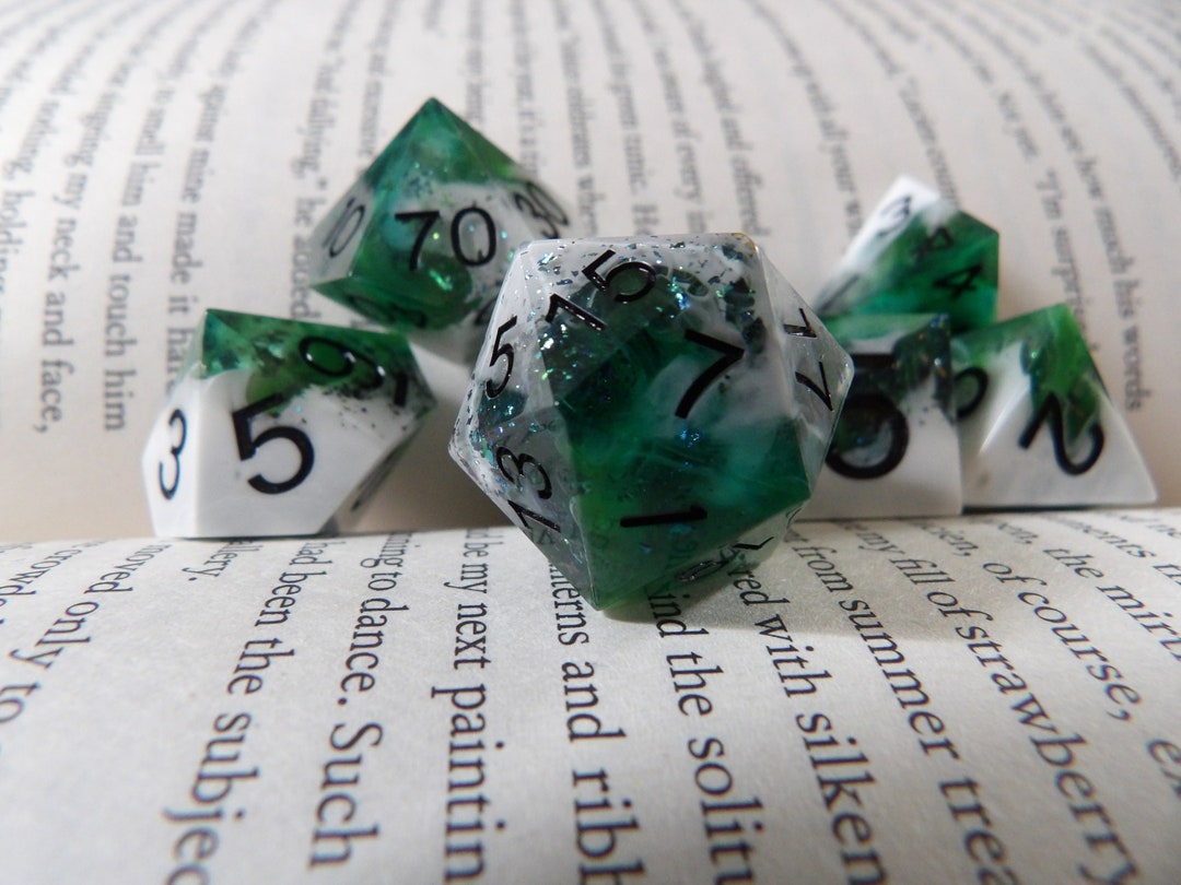 Glow 7pc Sharp Edge Dice, Handmade Resin Dice, Dnd, Green and White ...