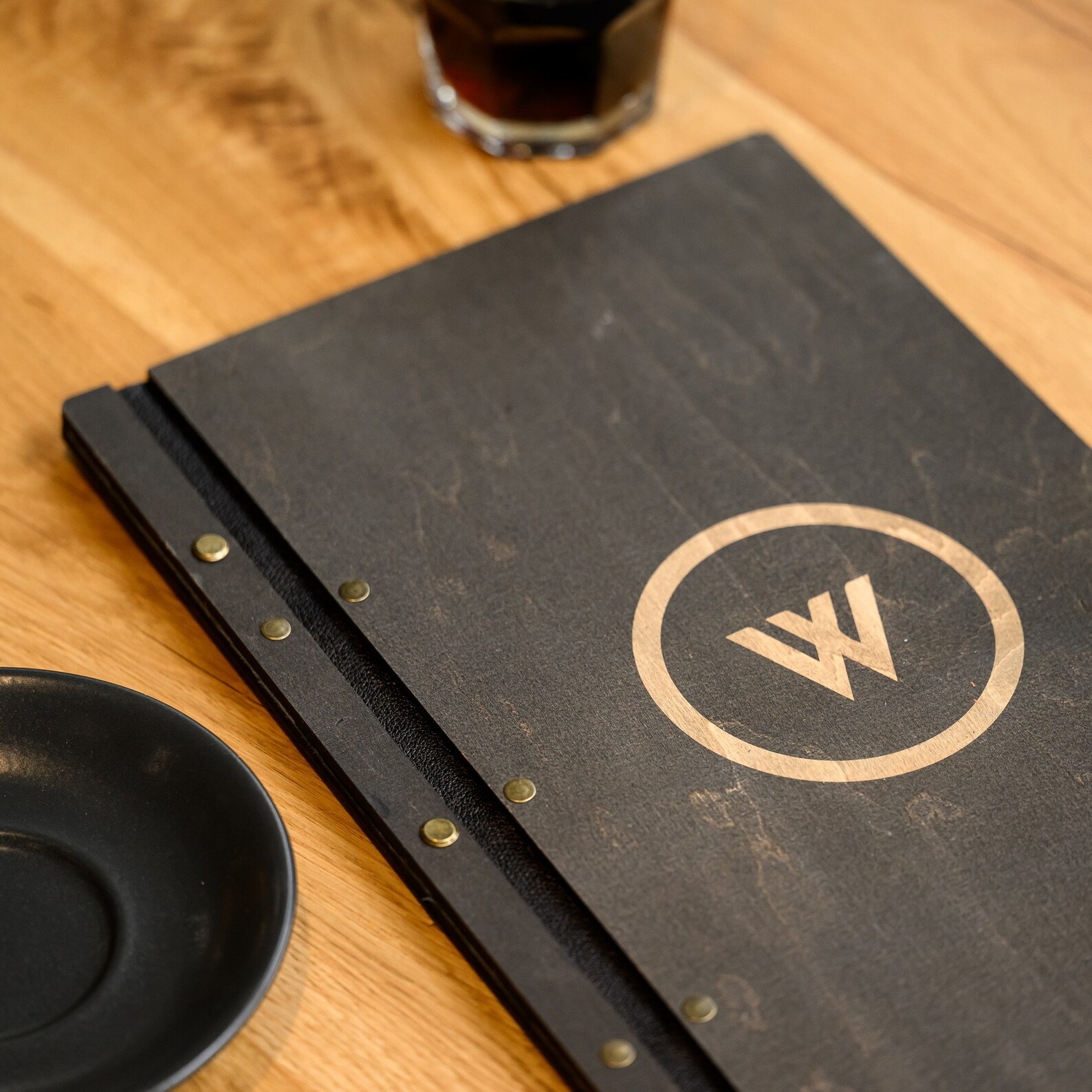 Custom Wood Menu Holder: Rustic Restaurant Menu Binder - Etsy
