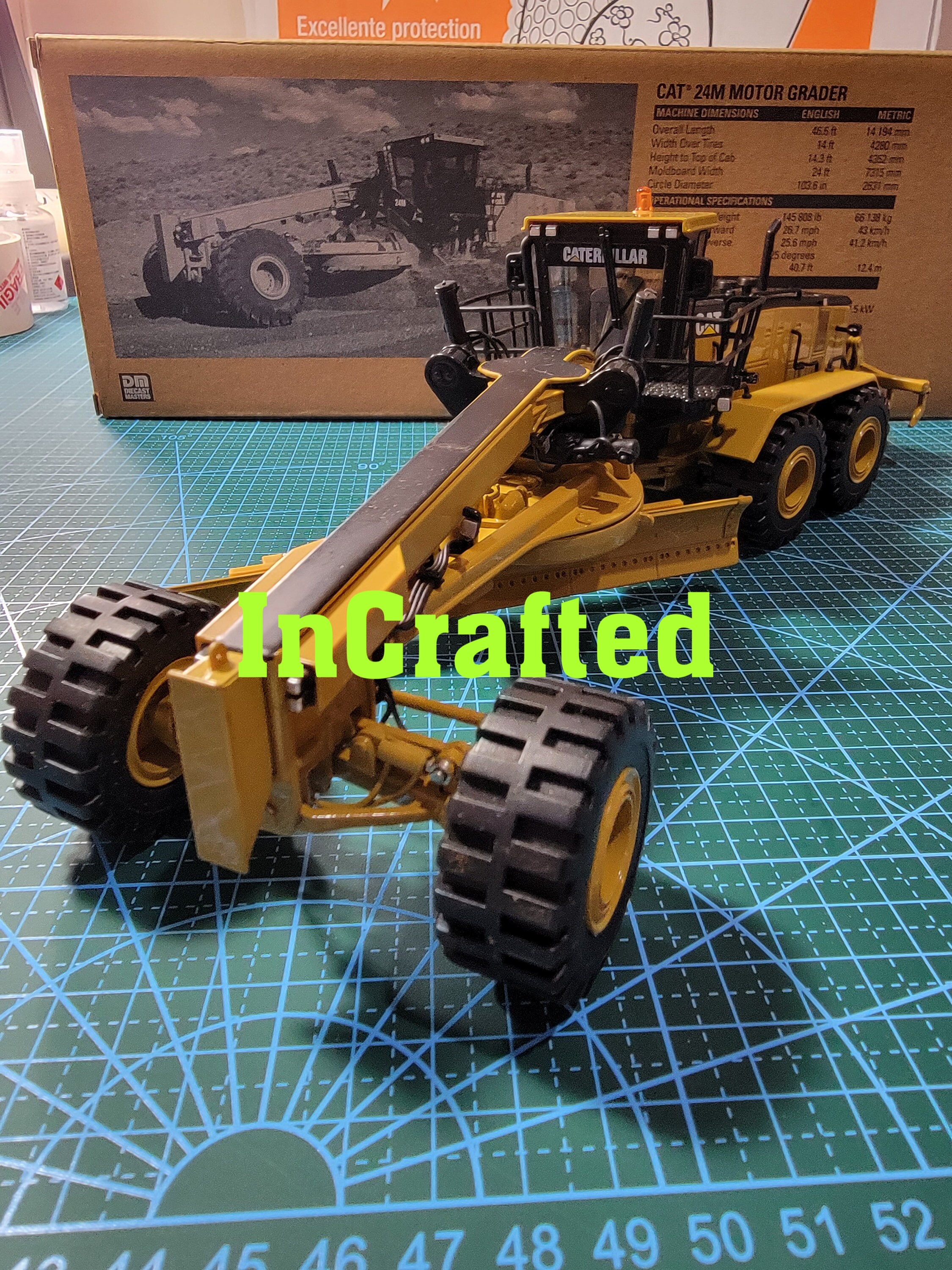 Caterpillar Cat 24M Motor Grader 1/50 Scale Model by Diecast Masters ...