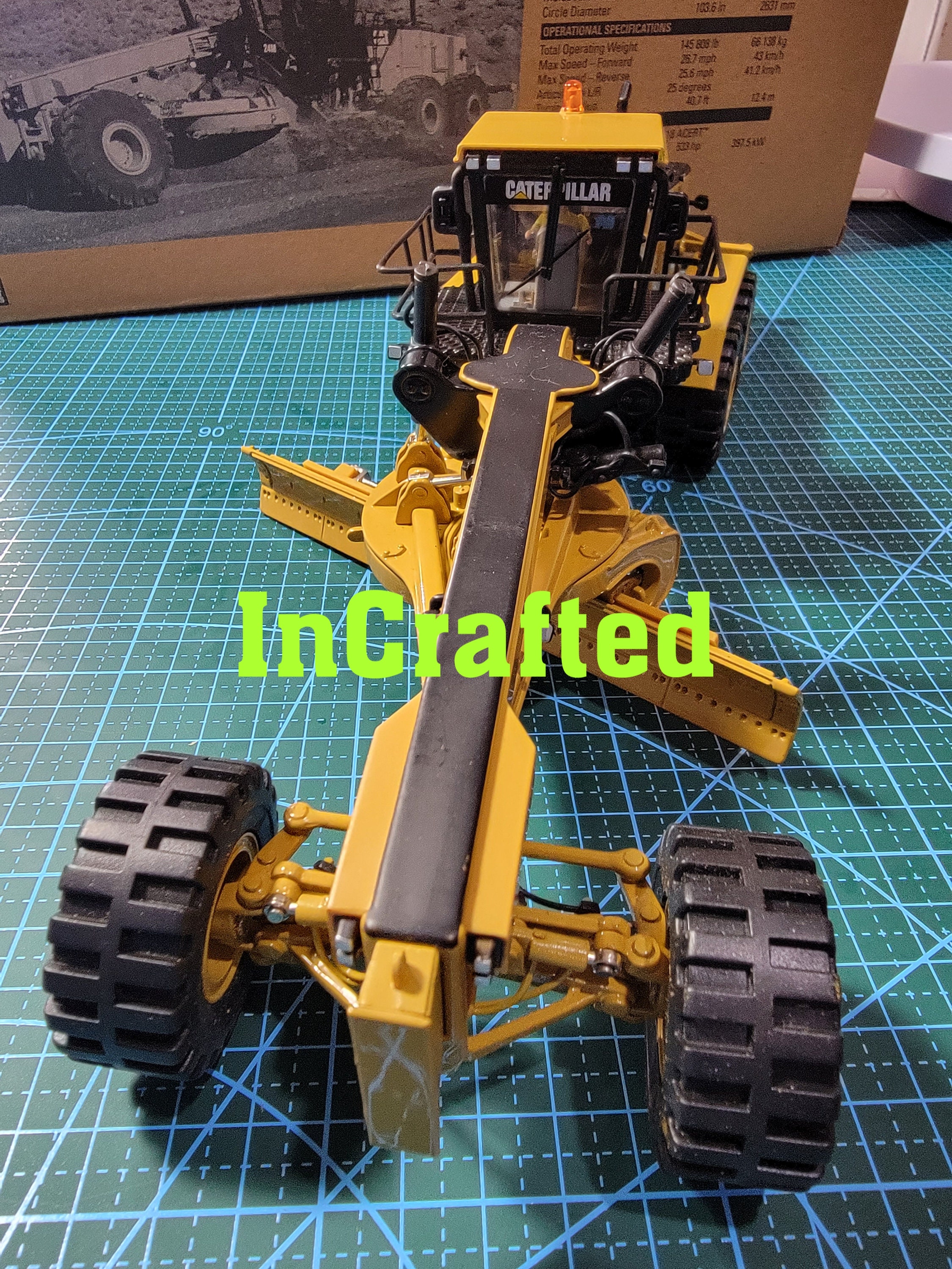 Caterpillar Cat 24M Motor Grader 1/50 Scale Model by Diecast Masters ...