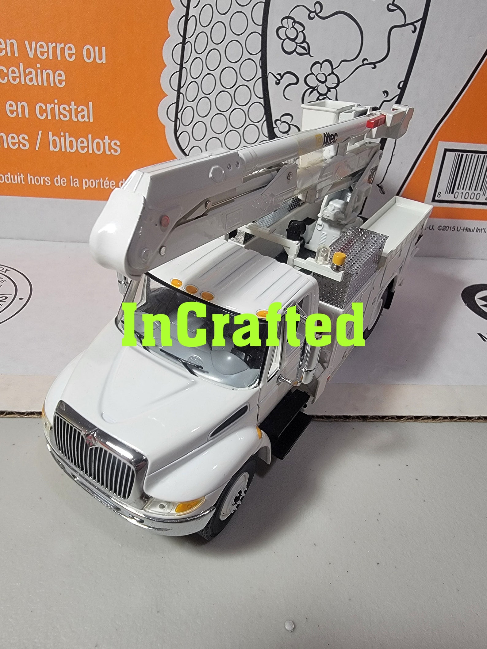 First Gear Altec International Aerial Device Utility Truck 1/34 Scale ...