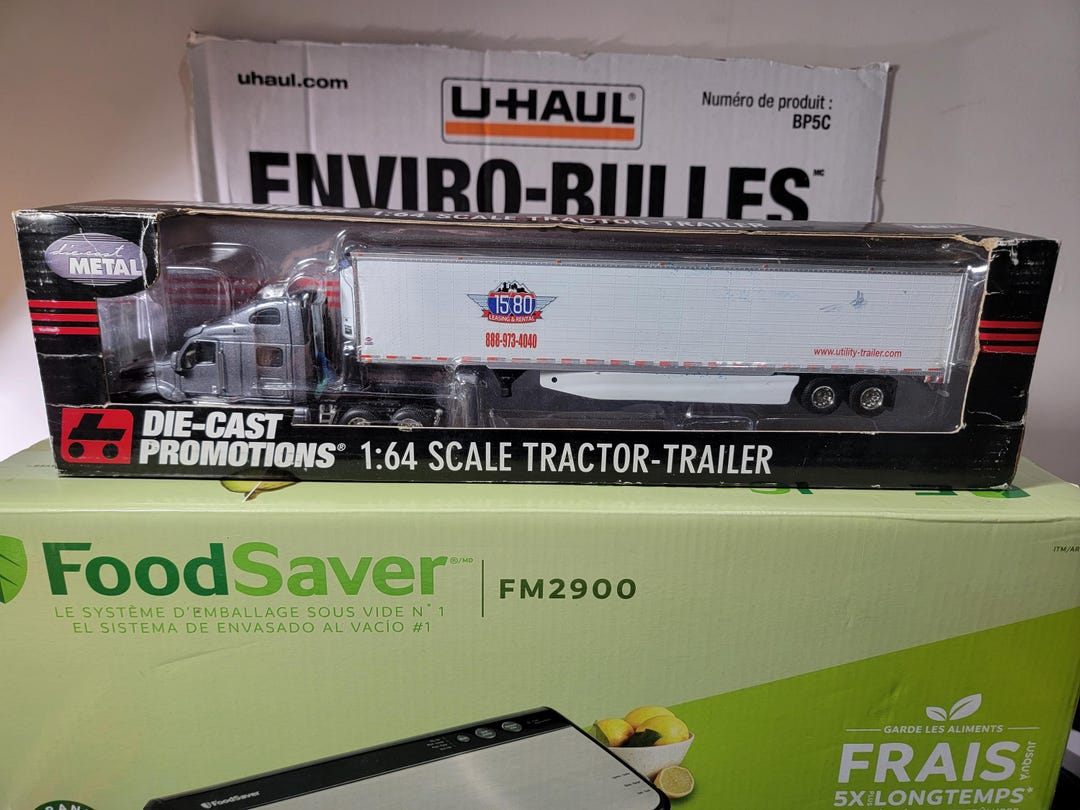 1/64 Scale Peterbilt Semi Truck: DCP Diecast Reefer Trailer - Etsy