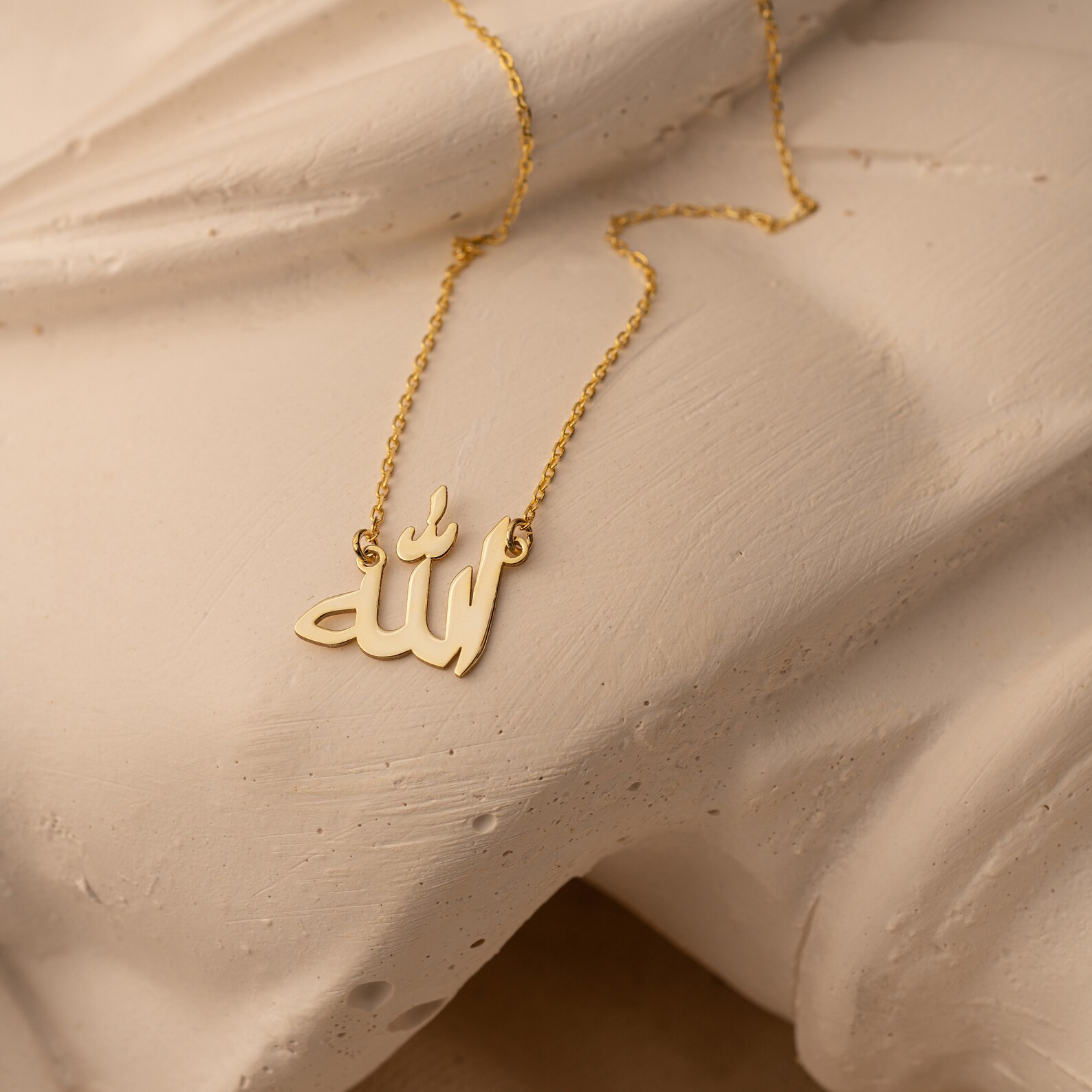 Personalized Arabic Name Necklace, Custom Arabic Calligraphy Name ...