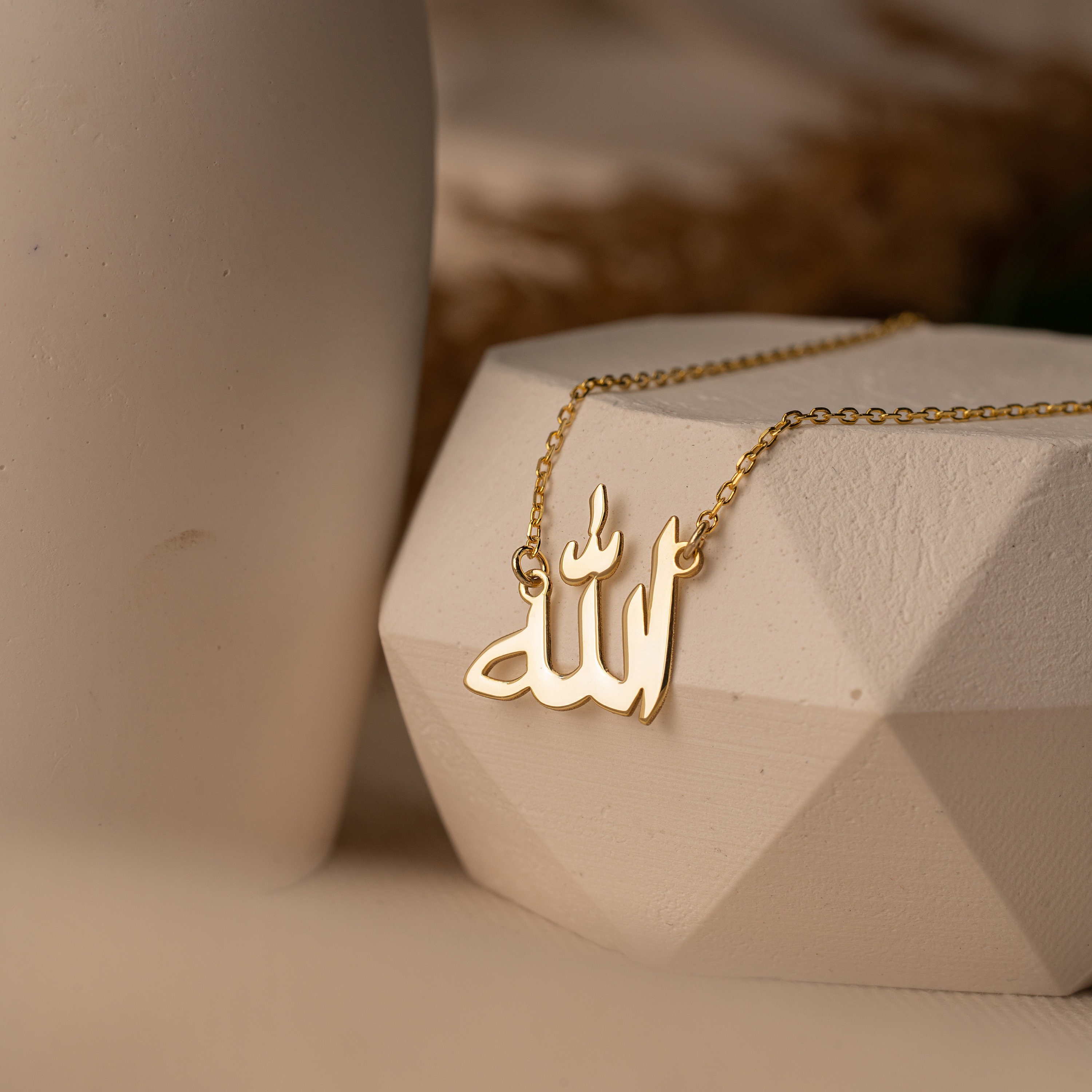 Personalized Arabic Name Necklace, Custom Arabic Calligraphy Name ...