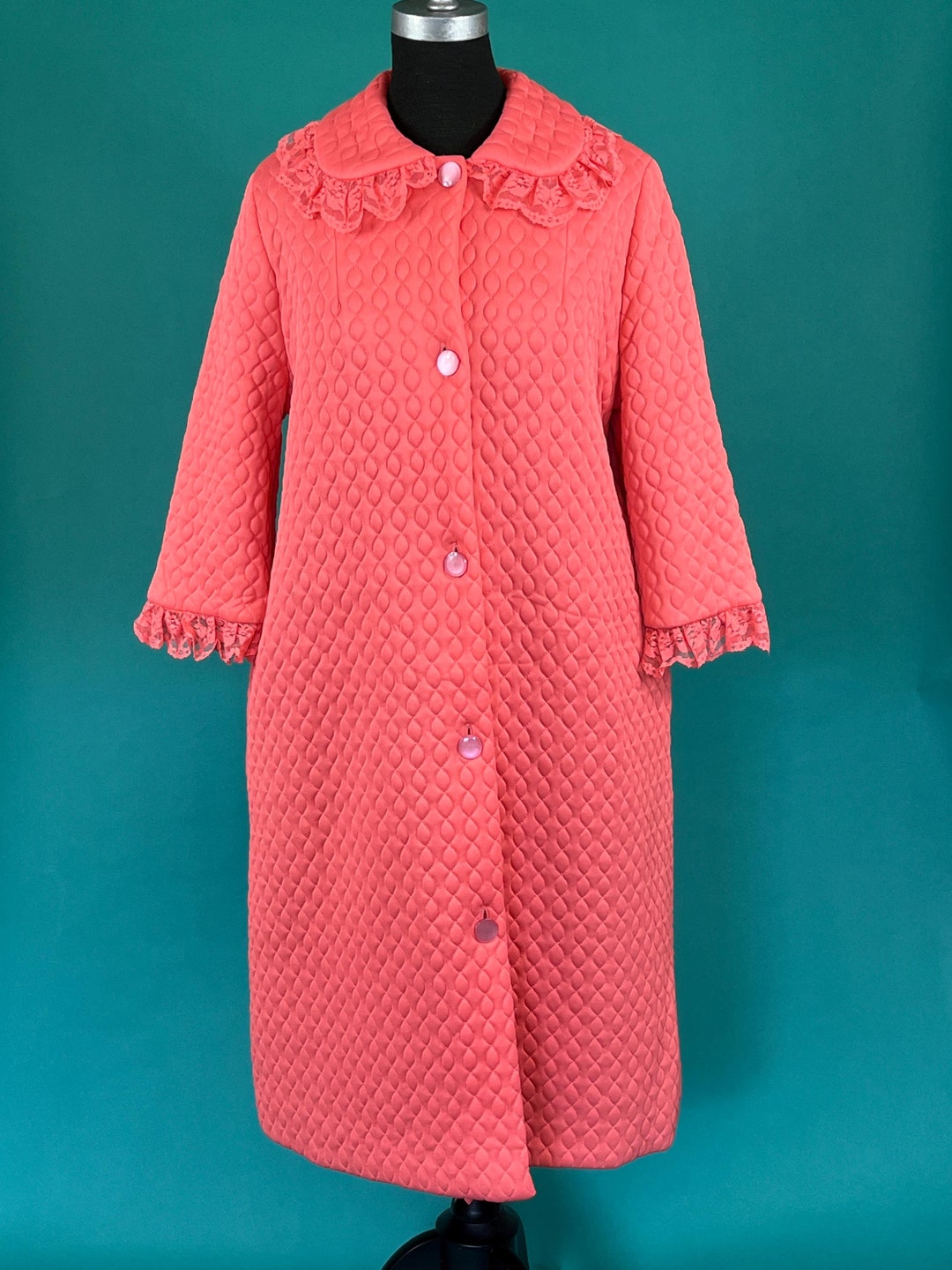 Vintage 60s Salmon Rhapsody by Glazier Quilted Lace Button up Robe Size ...