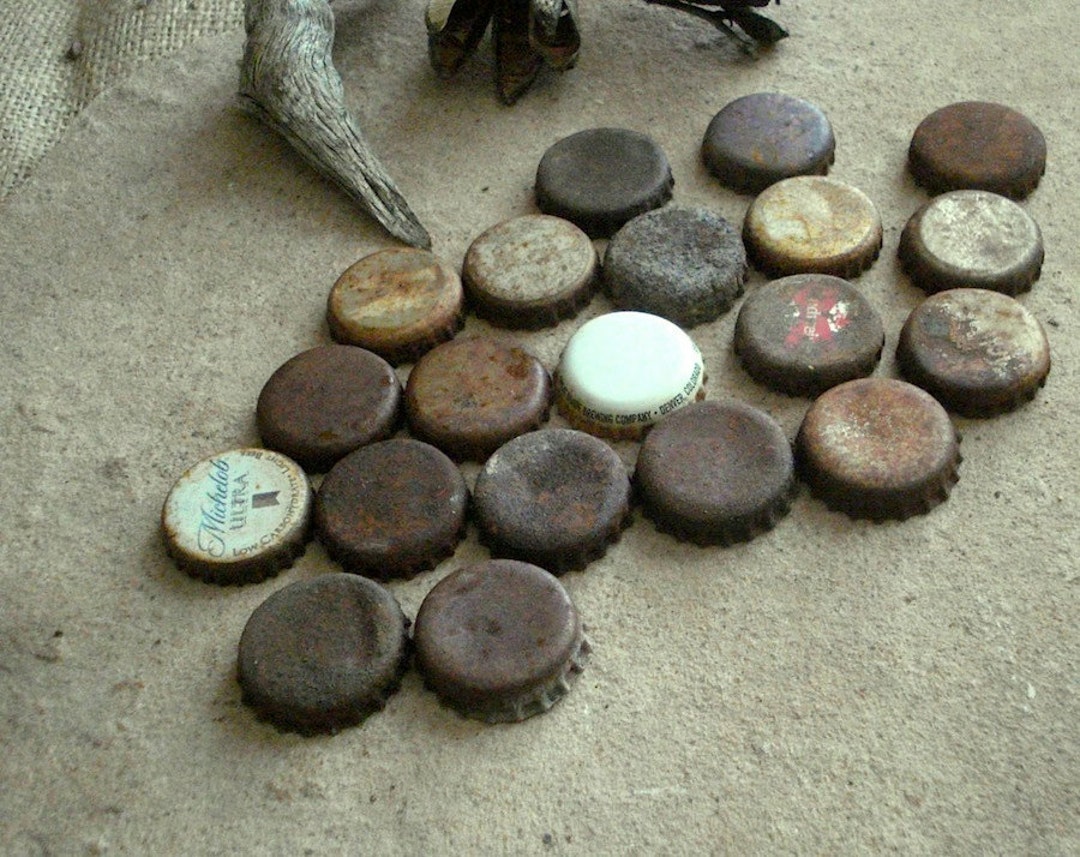 30 Rusty Metal Bottle Caps - Mosaic, Primitive Craft, Tribal Jewelry ...