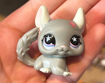 Hasbro Littlest Pet Shop LPS - Your Choice of a Collectible Chinchilla ...