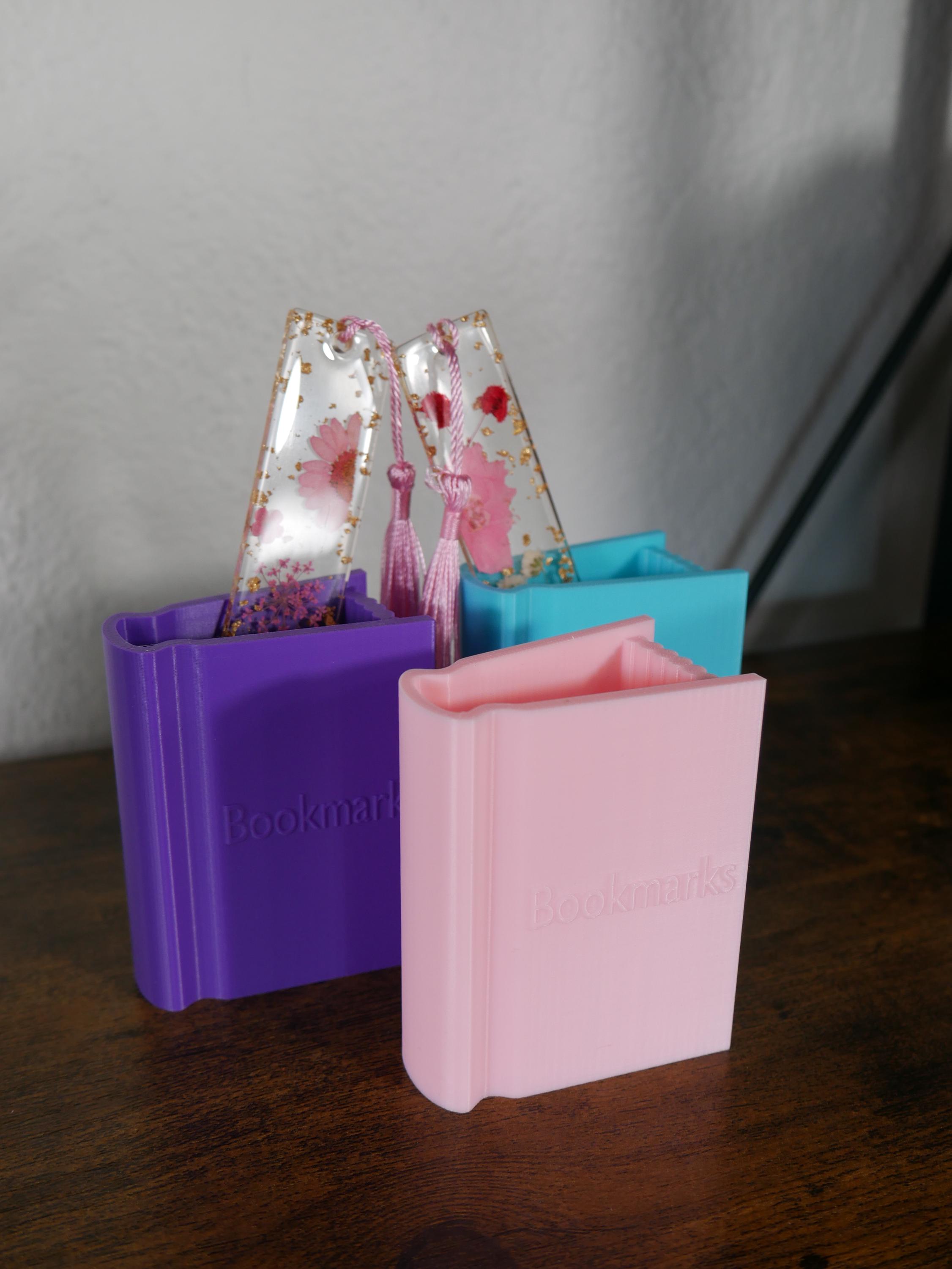 Book Shaped Bookmark Holder STL File for 3D Printing, Bookish Booktok ...