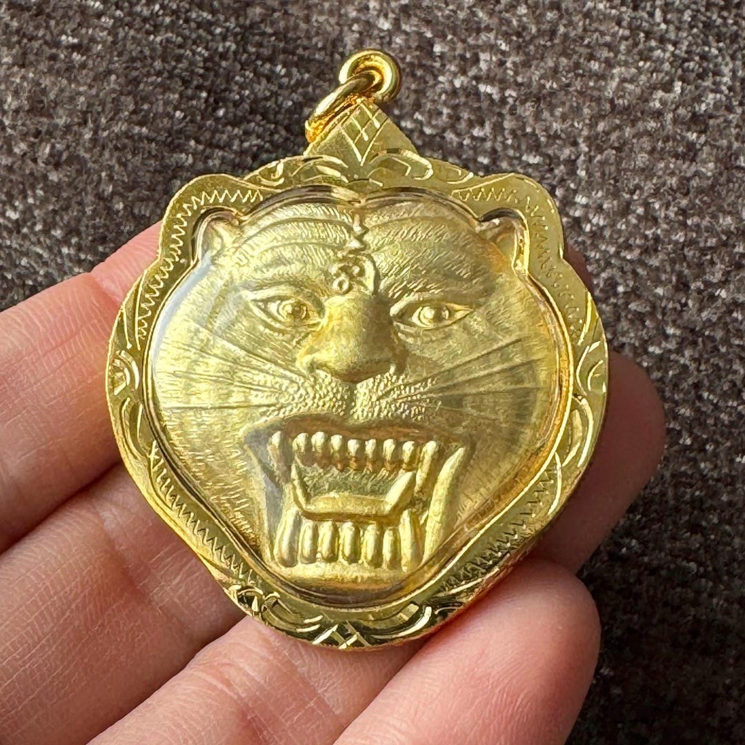 Tiger and Lp-pern Thai Buddha Amulet Talisman Pendant Bring Protection ...