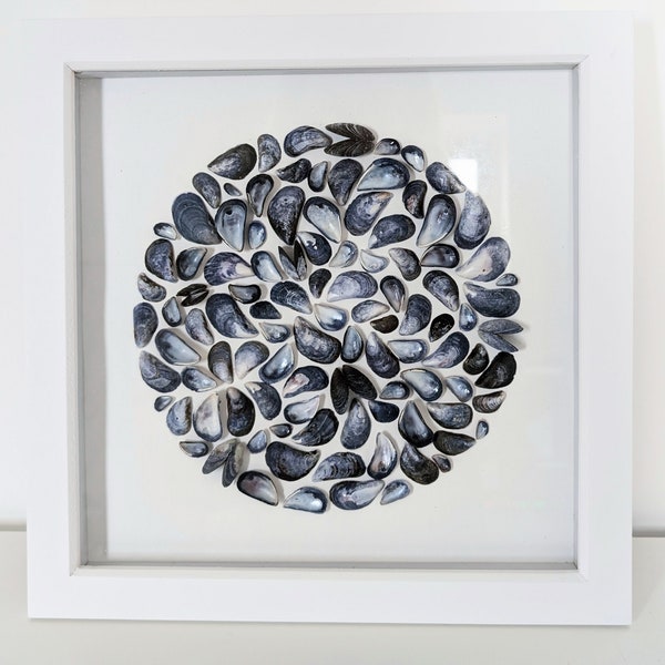 Mussel Shell Art - Etsy Canada