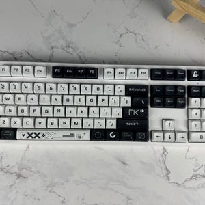 Retro Black & White Keycap Set, Gaming Keycap Set for Mechanical ...