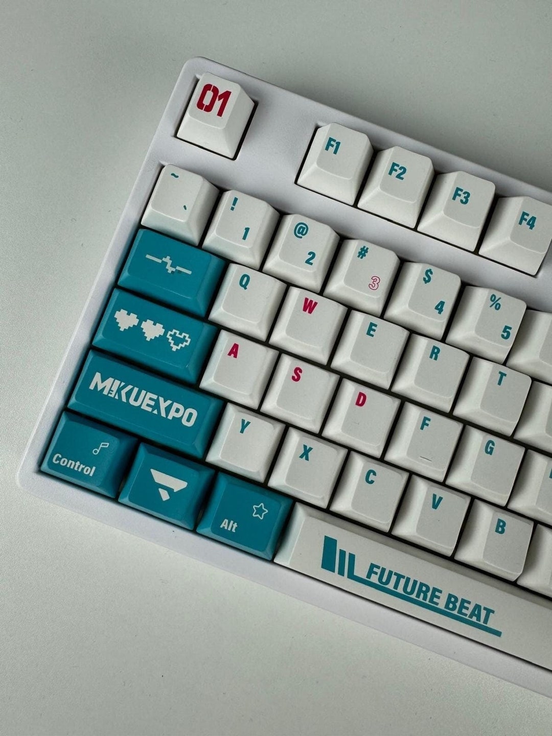 Japanese Theme Hatsune Miku Keycap Set, Cute Keycap Set for Mechanical ...