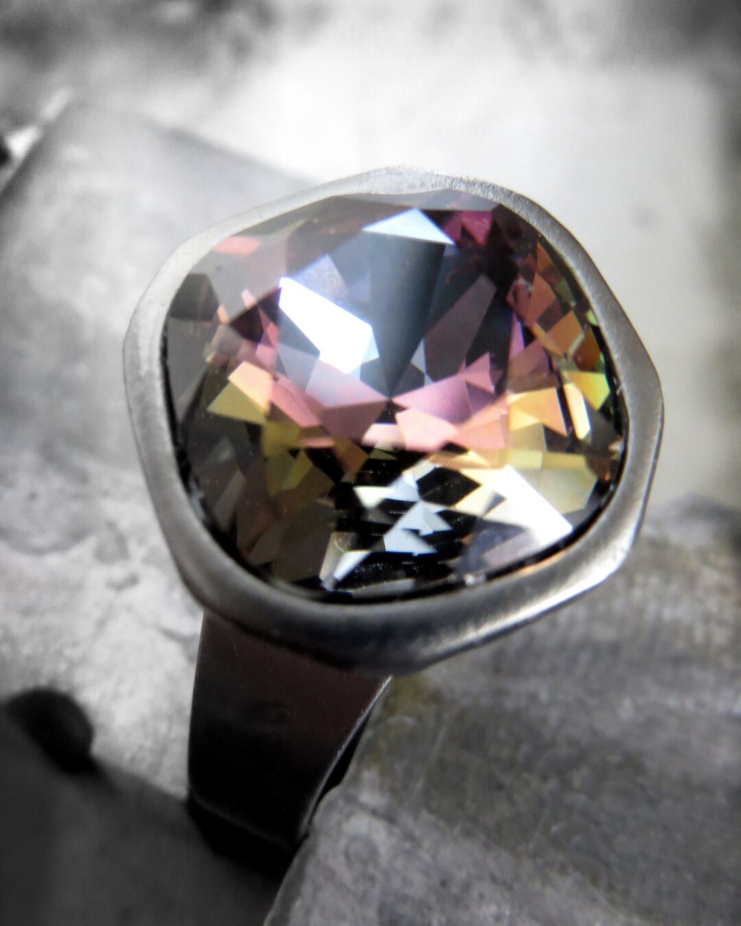MIDNIGHT ROSE Dark Grey Crystal Ring W Subtle Multicolor, Charcoal ...
