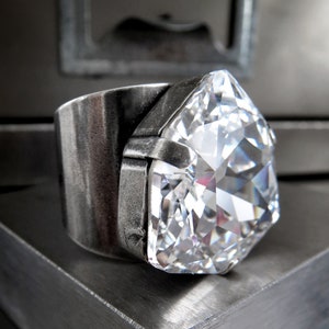 STAR DUST - Large Triangle Clear Crystal Ring - Modern Unisex ...