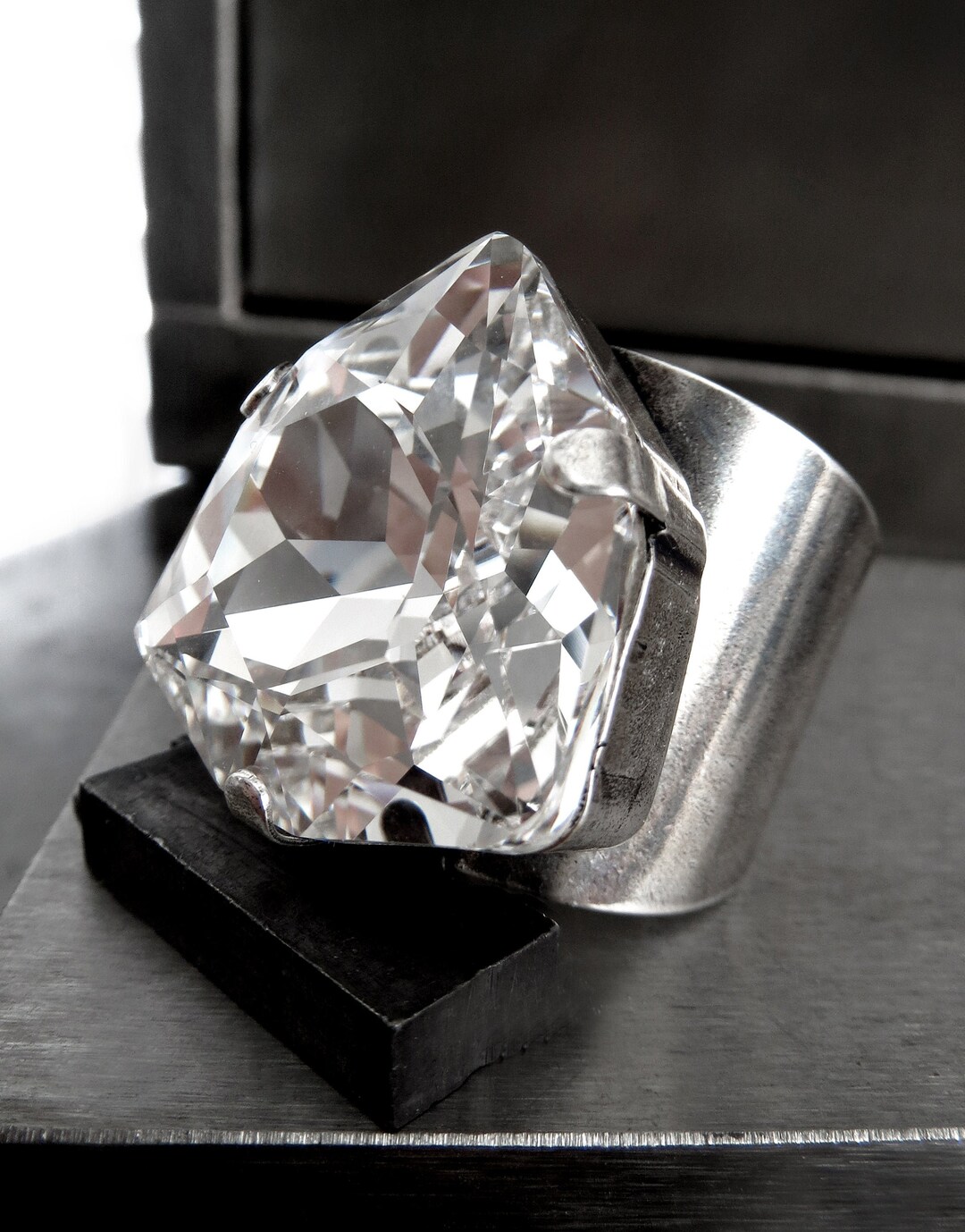 STAR DUST - Large Triangle Clear Crystal Ring, Dazzling Trilliant ...