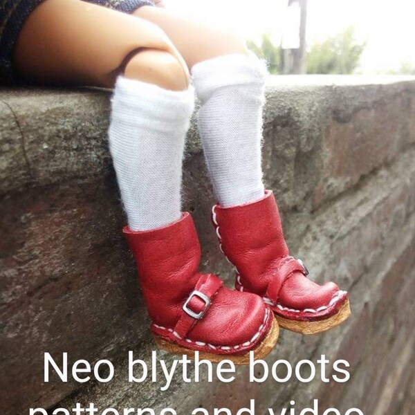 Blythe Boots - Etsy