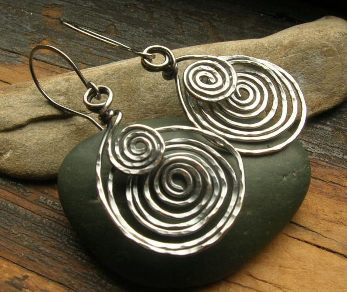 Hammered Wire Work Earrings Wire Wrapped Earrings Etruscan Spiral ...