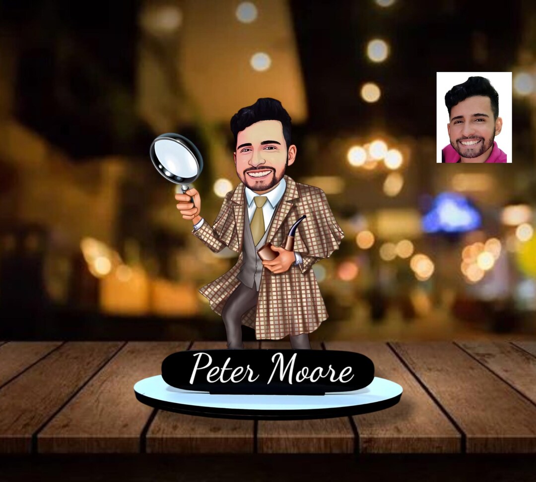 Personalized Wooden Detective Figurine: Custom Portrait Gift - Etsy