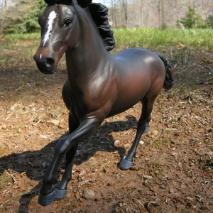 Custom Breyer to Look Like YOUR Horse Traditional Size Solid - Etsy