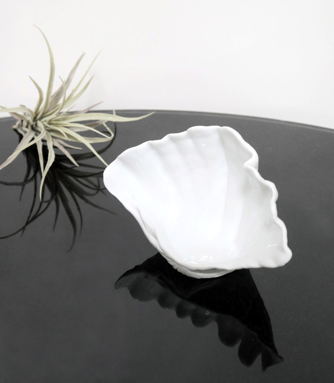 Vintage White Ceramic Seashell Tealight Holder by Partylite, Matte ...