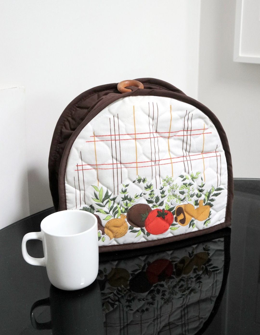 Vintage 70s Teapot Cozy - Autumn Harvest, Vegetable Garden Print ...