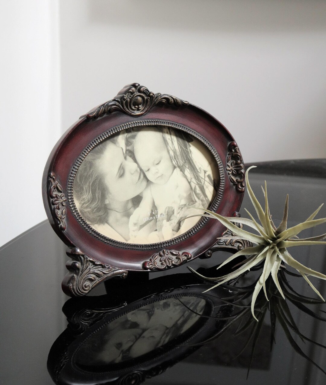 Vintage Ornate 5" X 7" Oval Picture Frame W/ Red Border & Bronze Scroll ...