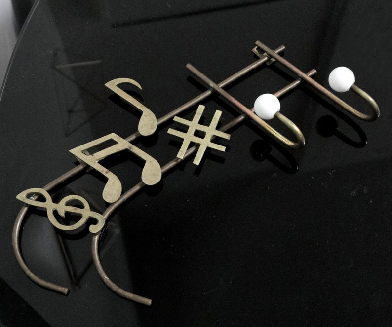 Vintage Brass Music Note Wall Hook, Solid Gold Tone Metal Wall Hanging ...