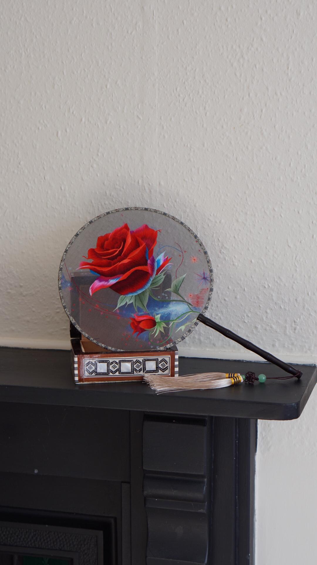 Handcrafted Round Fan Chinese Traditional Silkwork Red Rose in ...