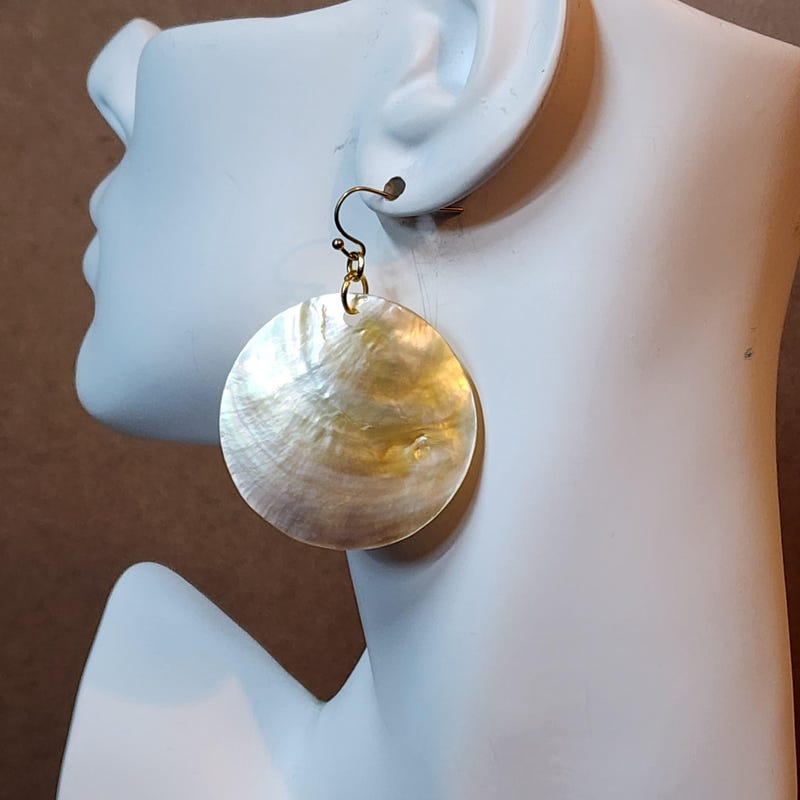 Black Lip Shell Circles - Etsy