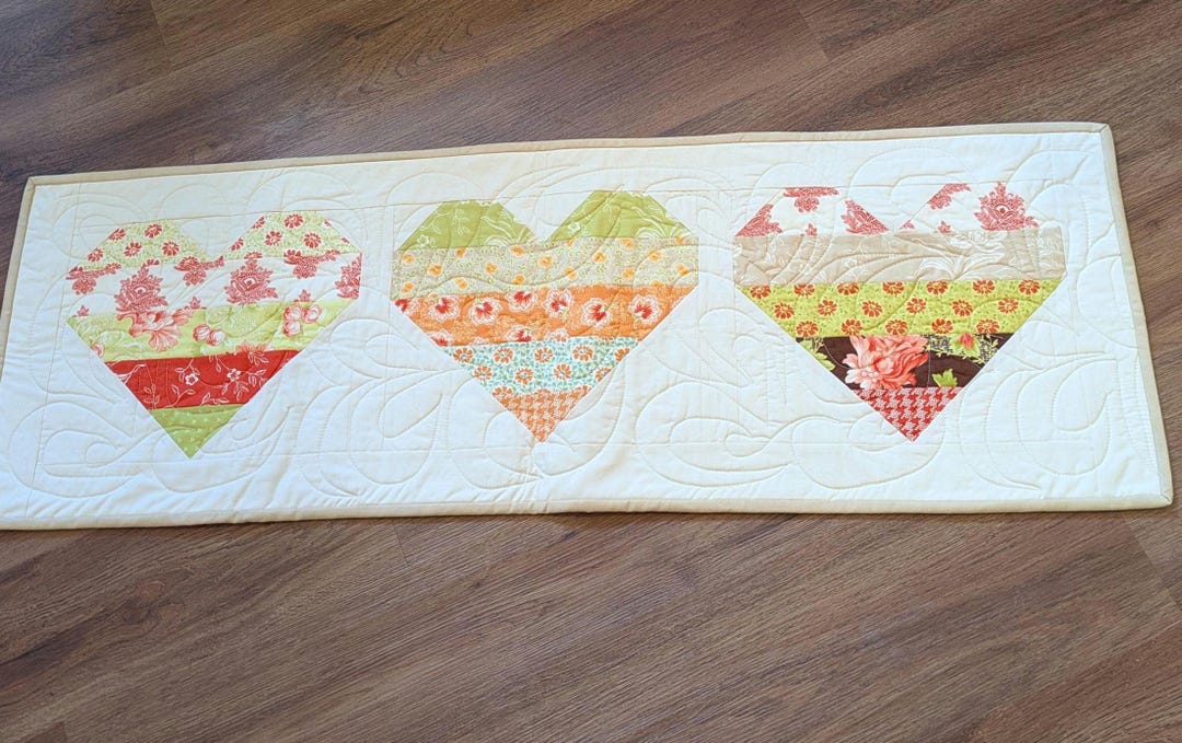 Take Heart Table Runner, Fig Tree Somerset - Etsy